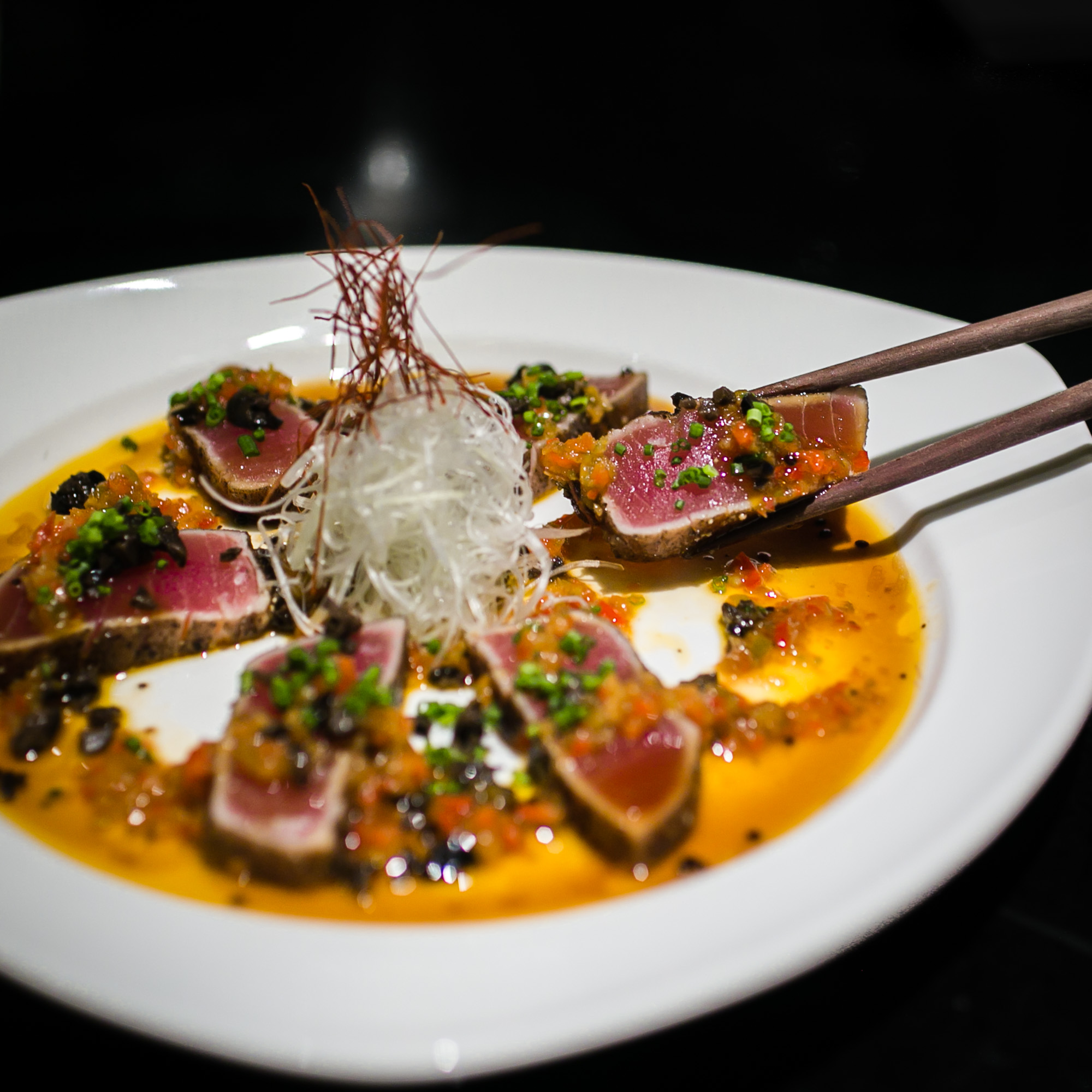 Boruto: Enjoy Smooth Sakes and Tasty Tapas in Style