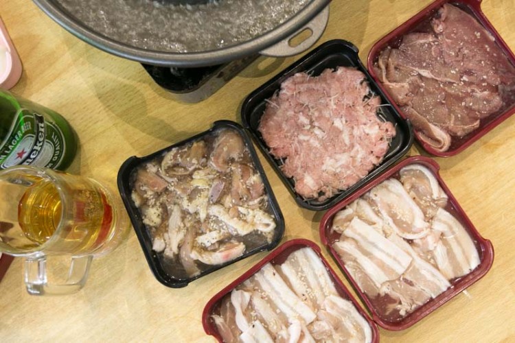 Siam Square Mookata Singapore: Cheap and Good Mookata BBQ Everyone Can ...