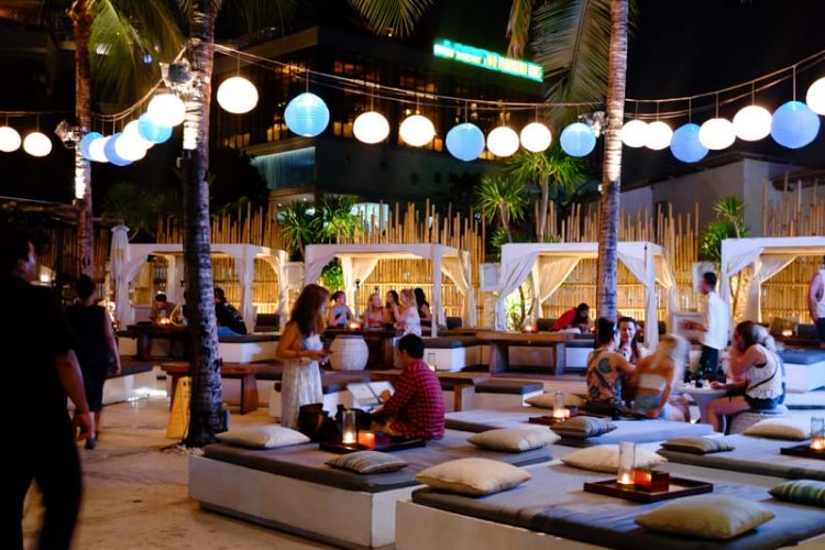 8 Best Cocktail Bars in Bali For Your Crazy Tipple Soul