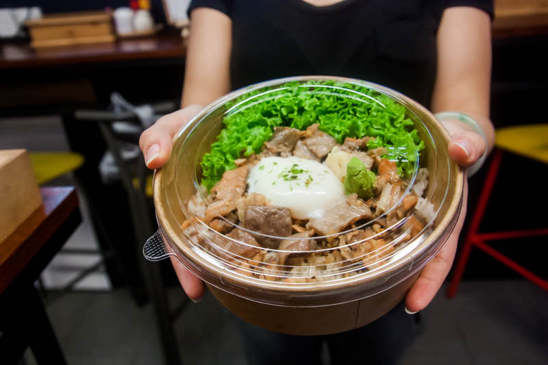 Salmon Samurai: All Kinds Of Japanese-Style Salmon Dishes For Only S$9. ...