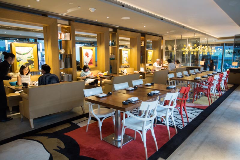 Weekend Brunch At Akira Back: Tuna Pizza, Porterhouse Steak & Free-Flow ...