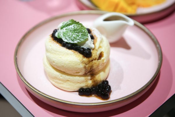 fluffstack: Fluffy Soufflé Pancakes From S$8.80 With Gula Melaka Boba ...