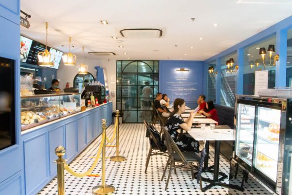 Crown Bakery & Cafe: New Additions Like Prawn Bisque Pasta & Berries ...