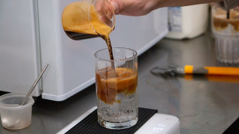 Narrative Coffee Stand: Minimalistic Third-Wave Café With Speciality ...