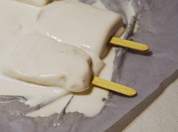 Simple Stay-home Recipes: 3-ingredient Ice Cream Bars Without a Mould