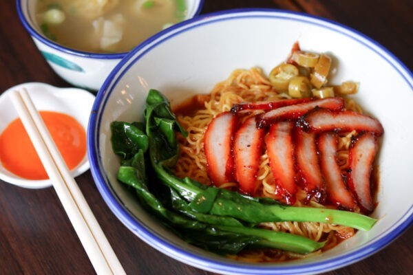 30 Famous Local Foods To Eat In Singapore Before You Die