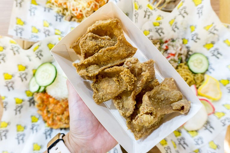Papa Ayam: Challenge your tastebuds with a variety of homemade sambals ...