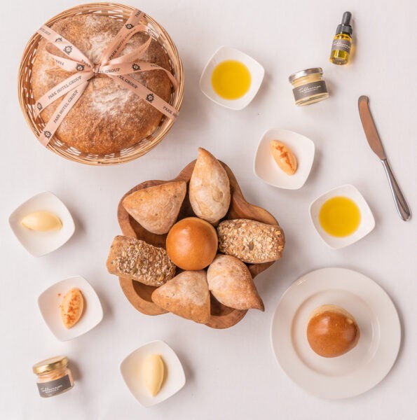 Catch Tablescape Restaurant and Bar gueridon service at home with their ...