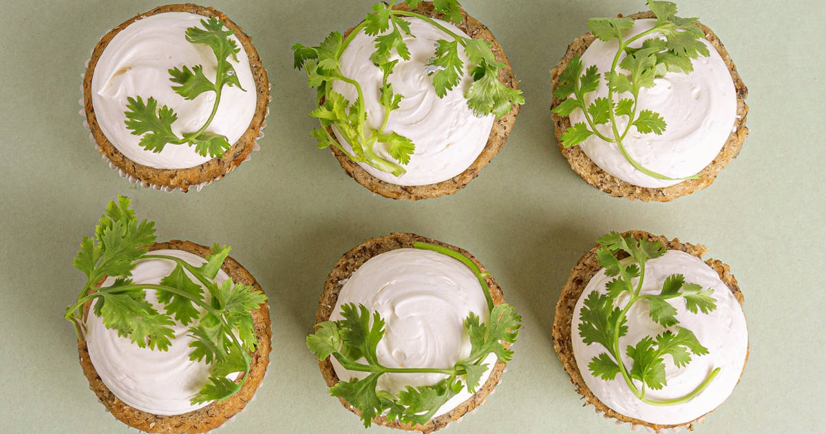 Coriander cake — love it or absolutely hate it? You decide - SETHLUI.com