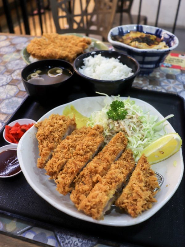 Maruhachi Donburi & Curry, Punggol: "I'd return for more in a heartbeat"