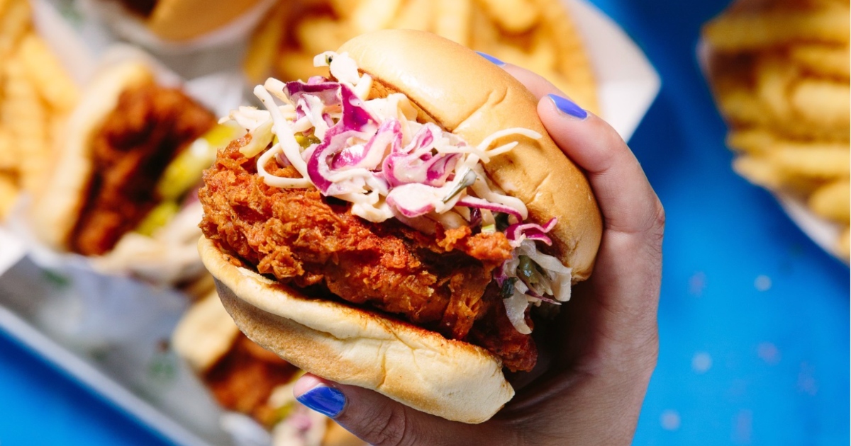 Shake Shack’s newly-launched Dark Meat Hot Chicken Burger entices you ...