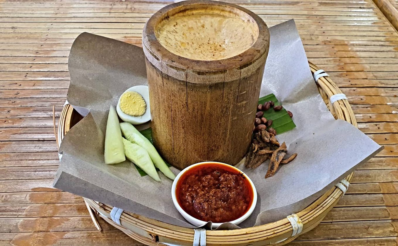 [CLOSED] Nasi Lemak Bamboo: Unique bamboo nasi lemak drenched in ...