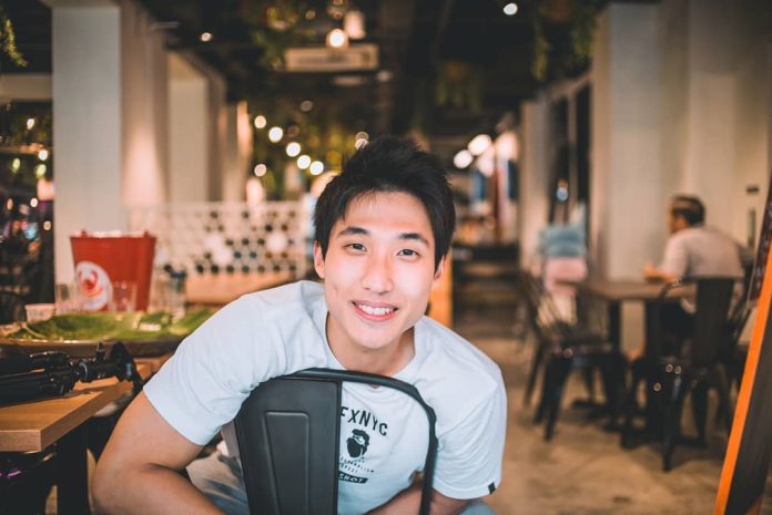 Singaporean competitive eater Zermatt Neo chows down 18 plates of ...