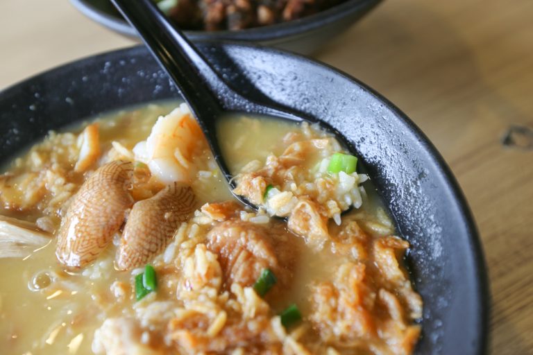 Liang Liang Golden Pao Fan & Ramen: Ex-zi char head chef sells velvety ...