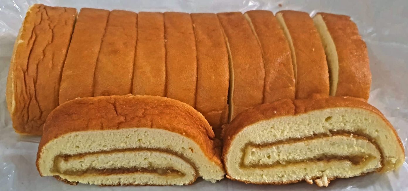 Swiss Roll and Kaya Kok: 81-year-old aunty rises at 1am to make old ...