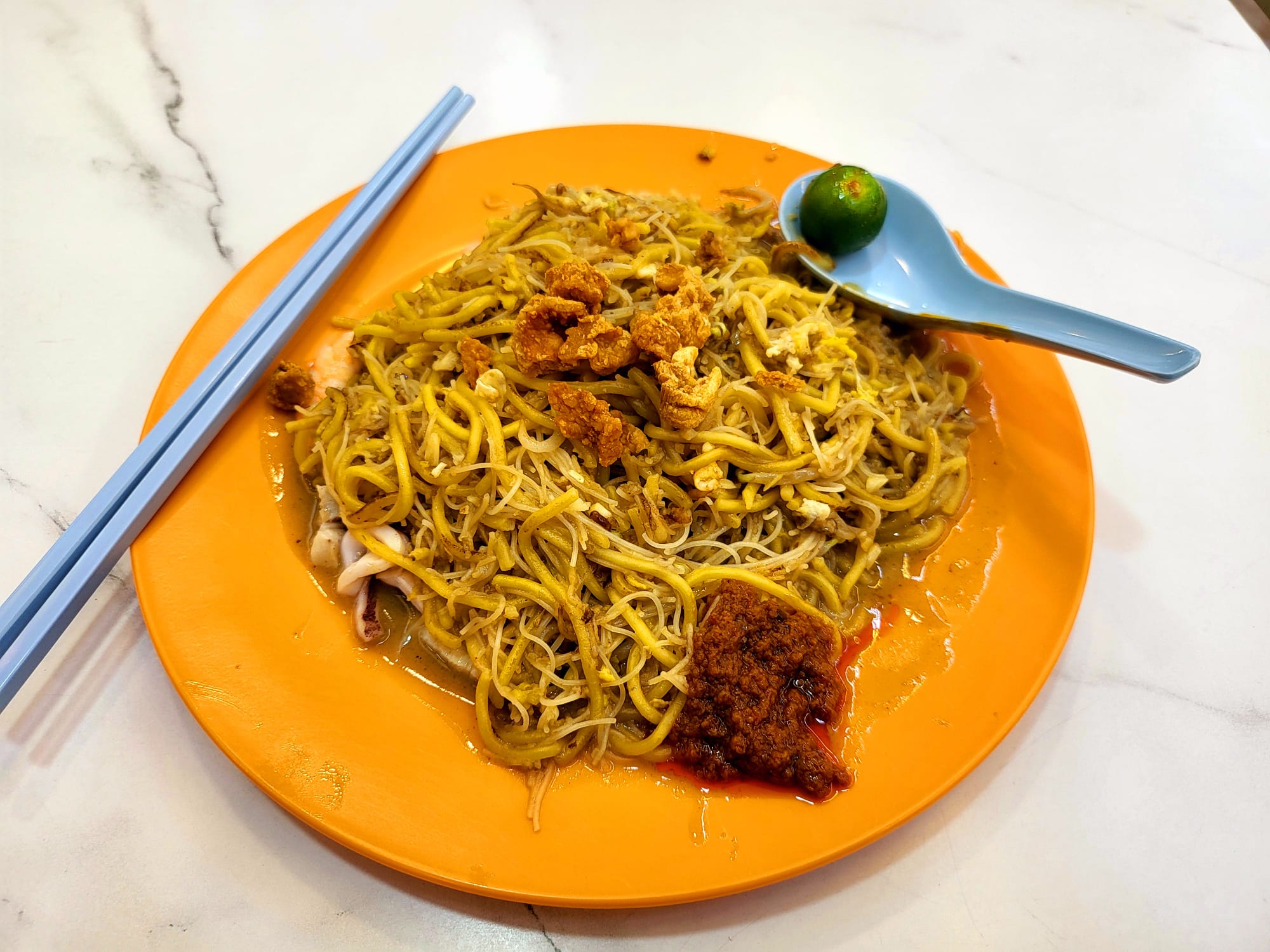 Original Simon Road Hokkien Mee: Sour chilli makes these noodles stand out