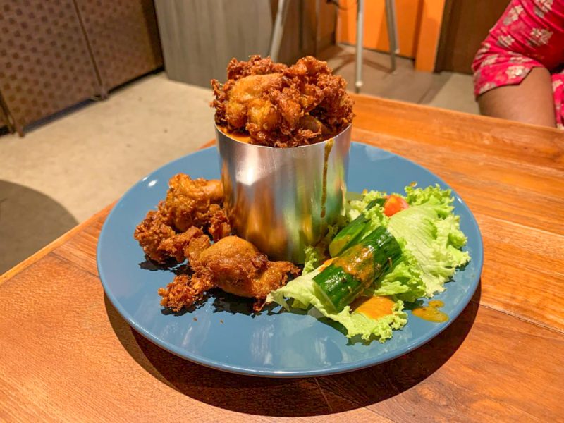 Pergh!Chicks: Affordable Muslim-owned eatery with IG-worthy lava curry ...