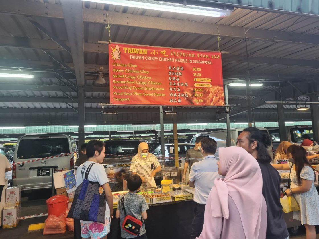 Tampines' Giant Hypermarket launches its first ever pasar malam in its ...