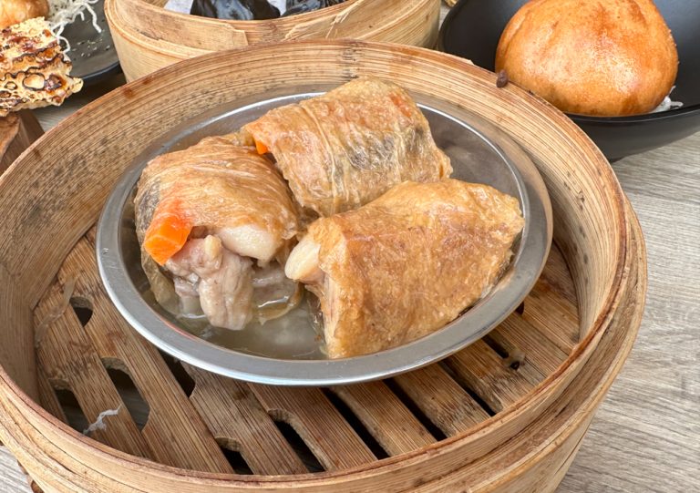 Bei-Ing Dimsum Club: Creative hawker with over 40 dishes like truffle ...