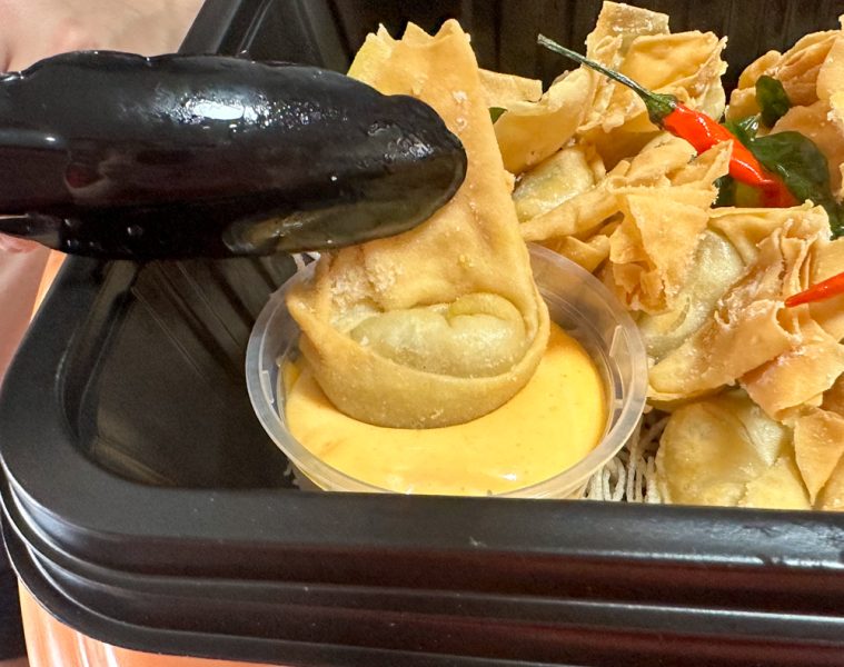 How’s Catering: Self-heating home mini buffets for the perfect CNY ...