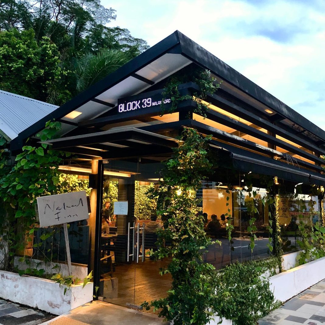 10 must-try food spots in Labrador Park after a long day of exploring