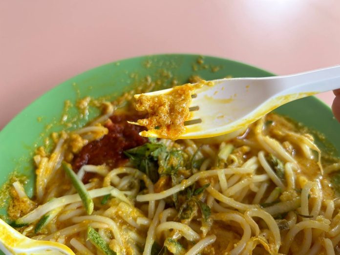 Hassan Stall: Old-school kampung-style mee rebus & laksa since 1959 at ...