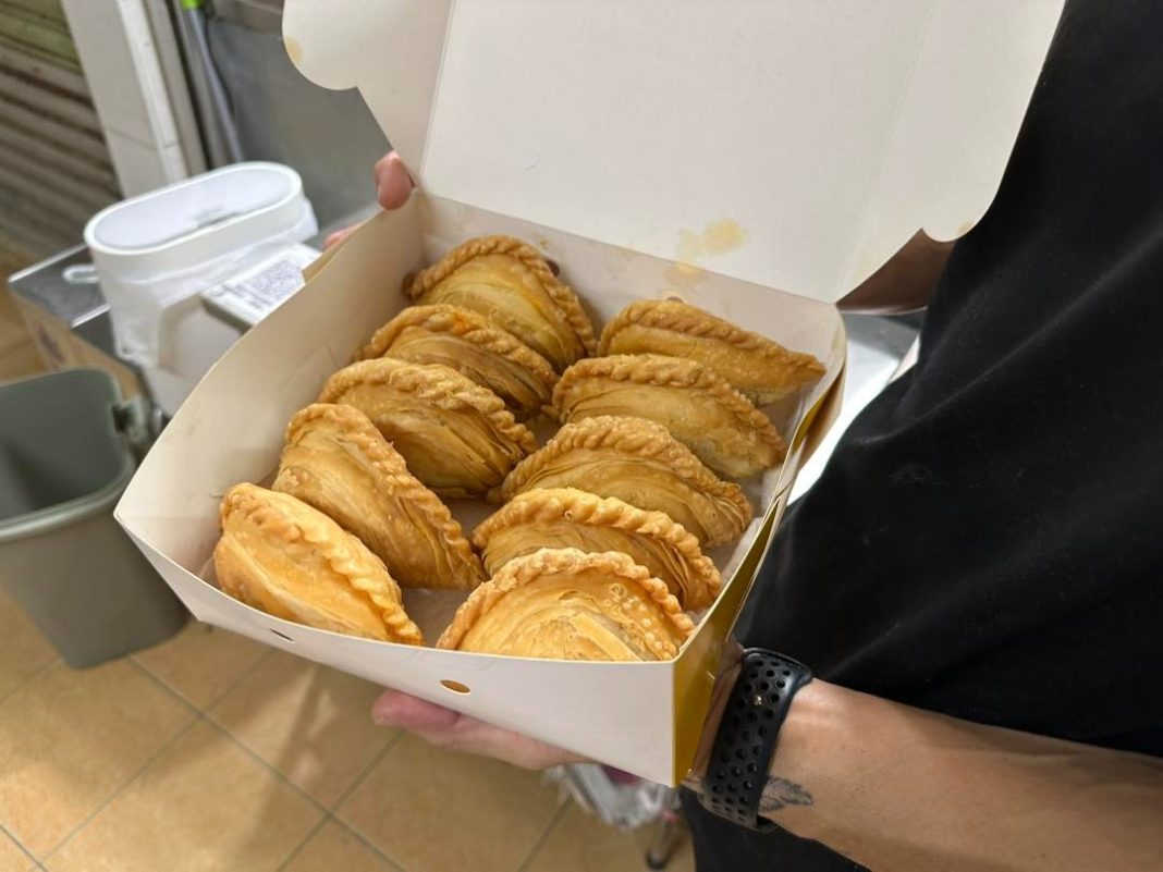 [Closed] Tanglin Crispy Curry Puff set to open 2nd outlet at Tampines ...