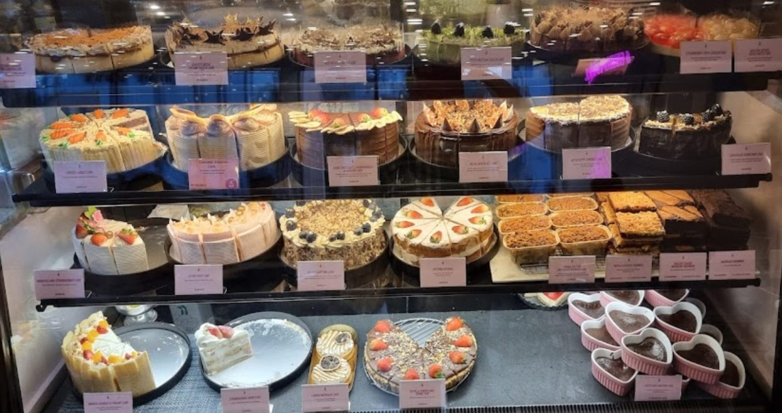 Cake Spade to reopen back at Tanjong Pagar on Valentine's Day 2023 Cake ...