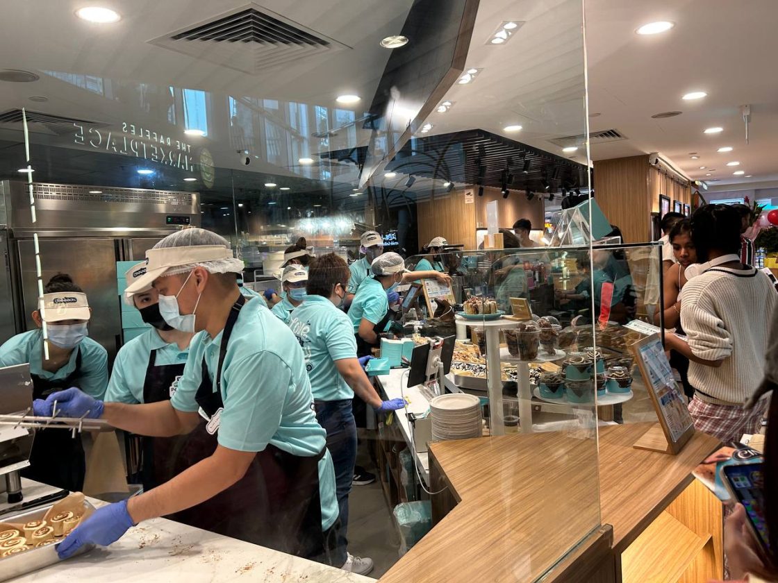 First dibs: Cinnabon — Here’s what you should get from the world-famous ...