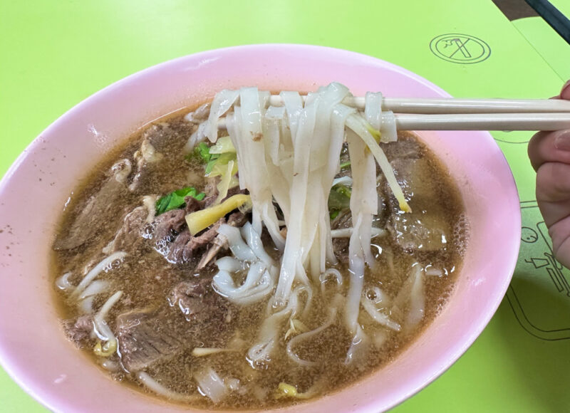 Bugis Long House Lim Kee Beef Noodle: One of Singapore's best beef ...