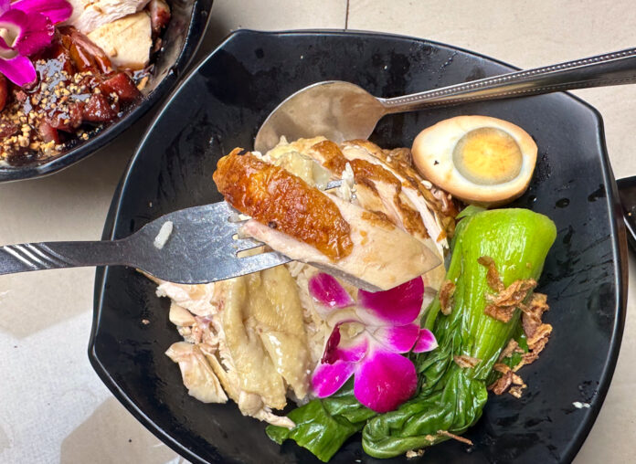 Hong Xing Li Hainanese Chicken Rice: Clementi hawker with stunning "3 ...