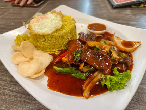 Al-Ameen: Halal eating house with 320 dishes like amazing stuffed ...