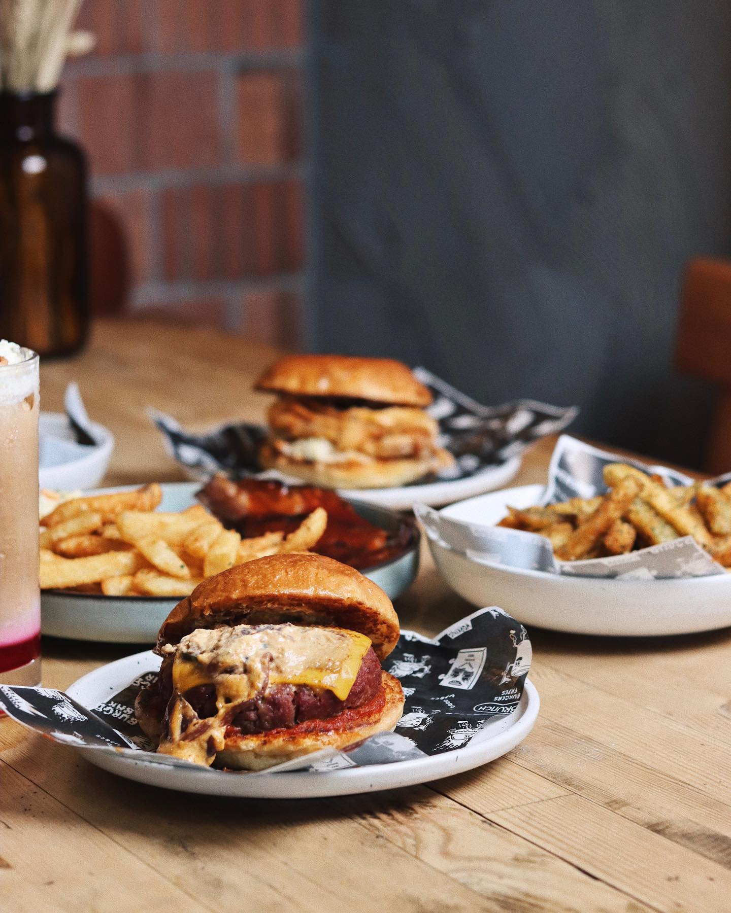 Burger Bar to close end Jul 2023, has closing promos like 1-for-1 burgers