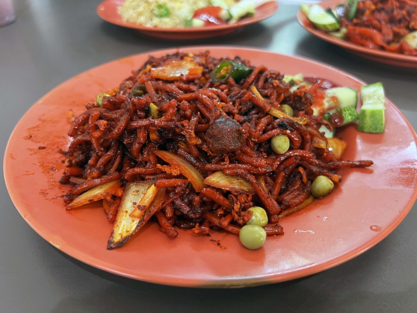 N. M. Abdul Rahim: Fiery red mee goreng & kway teow from ex-Shenton Way ...