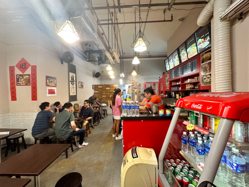 Kopi Xpress: Hole-in-the-wall coffee shop hidden in Chinatown MRT ...
