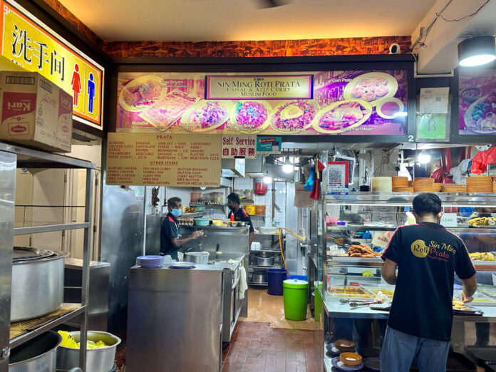 Sin Ming Roti Prata: Famous prata stall in Upper Thomson with 19 pratas ...