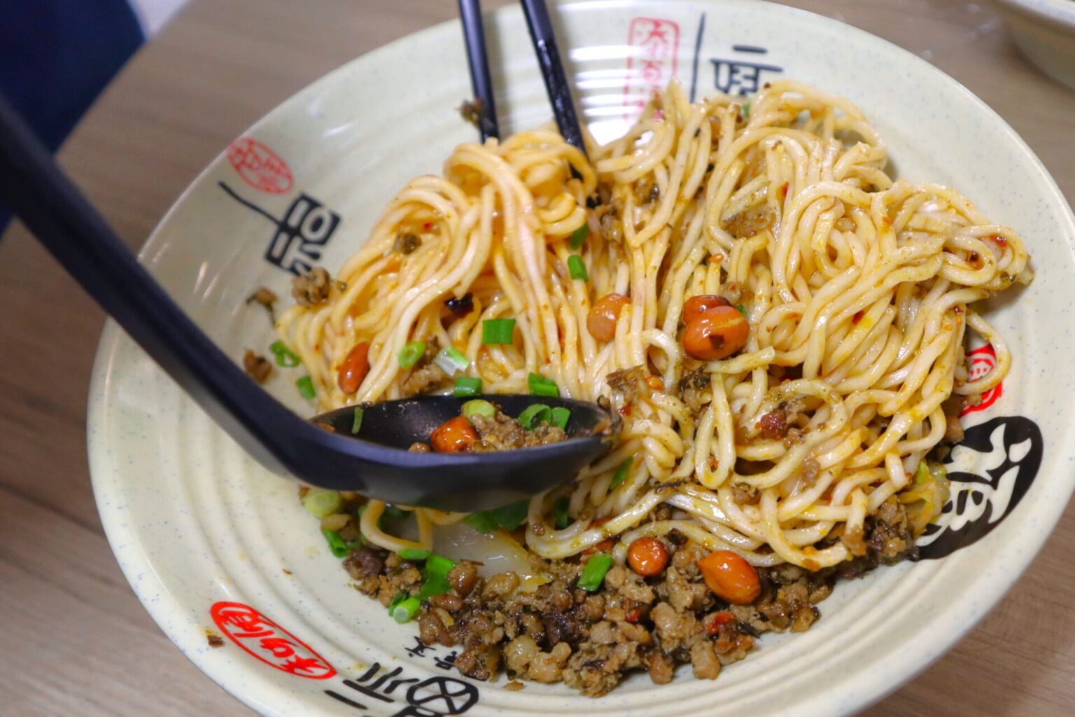 [CLOSED] Wan Wan Xiang: Kopitiam stall with Chongqing-style noodles ...