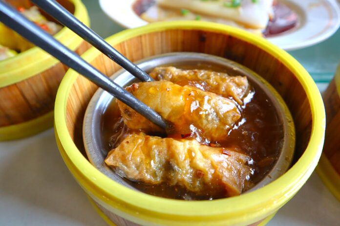 Five Star Hong Kong Style Handmade Dim Sum: Hidden spot with zi char ...