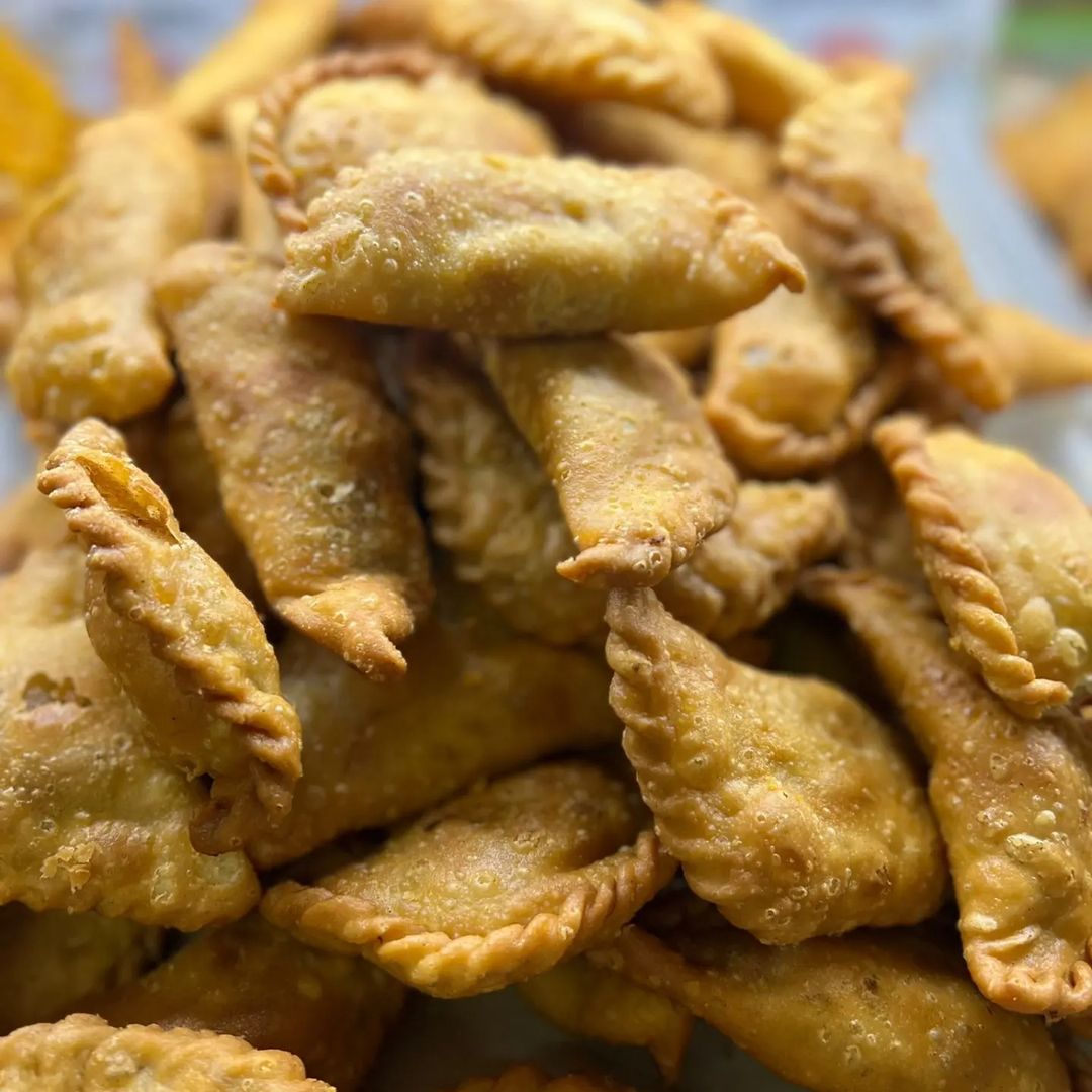 Yang’s Epok Epok brings $0.70 puffs & banana fritters to KINEX