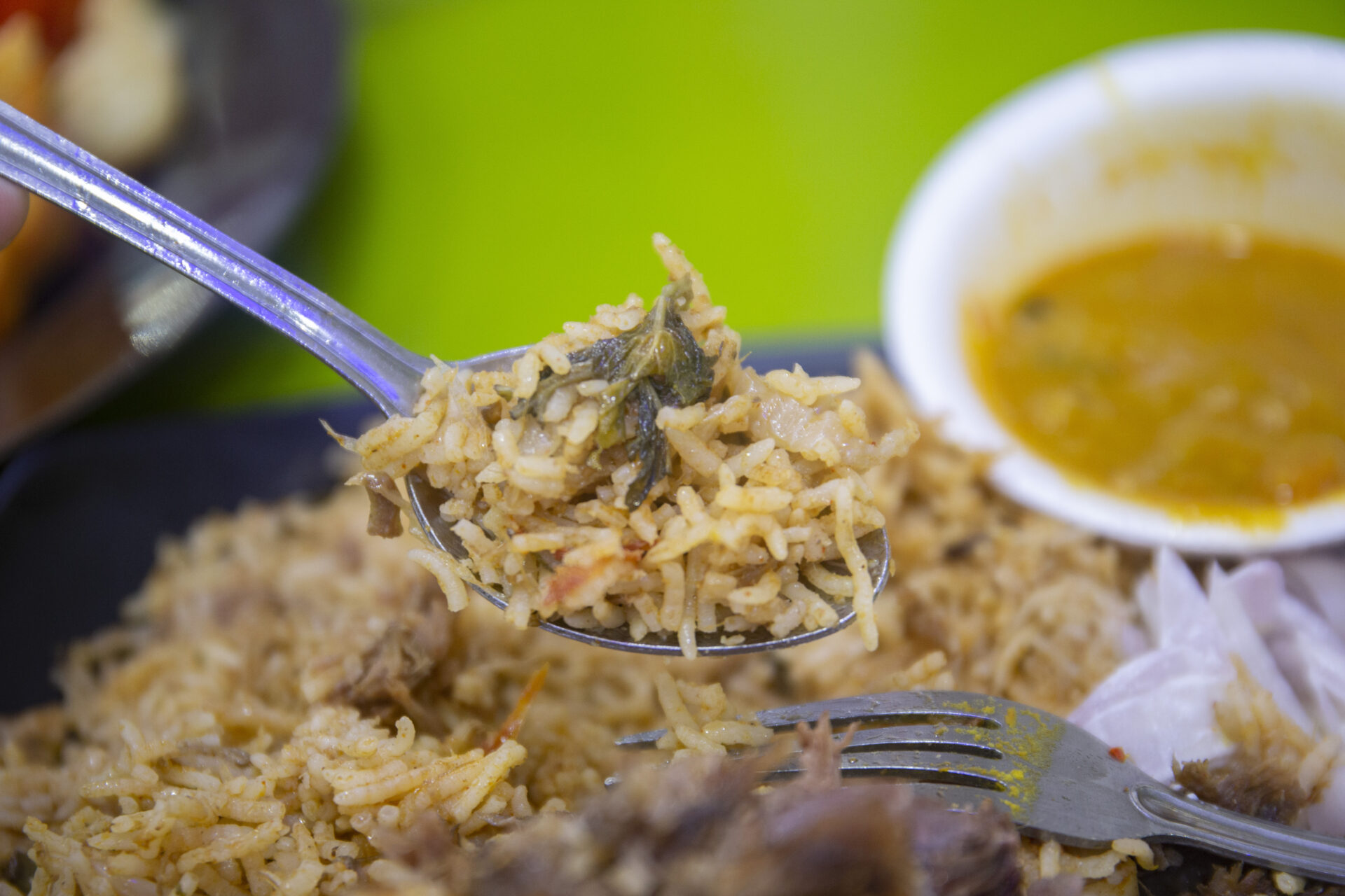 ABC Nasi Kandar: 24-hr Indian-Muslim eatery lets down with biryani & prata