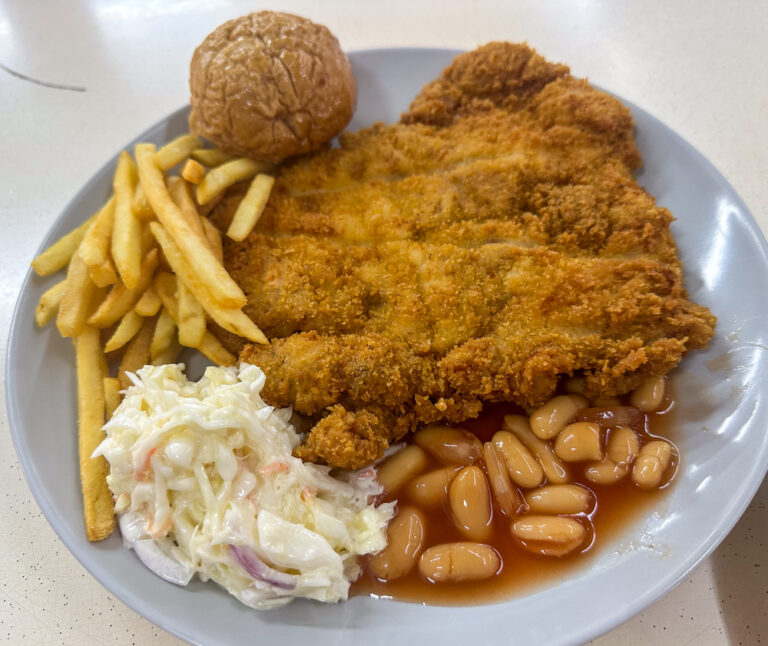 Zi Jia Xi Can: Underrated old-school Western stall serves gigantic ...