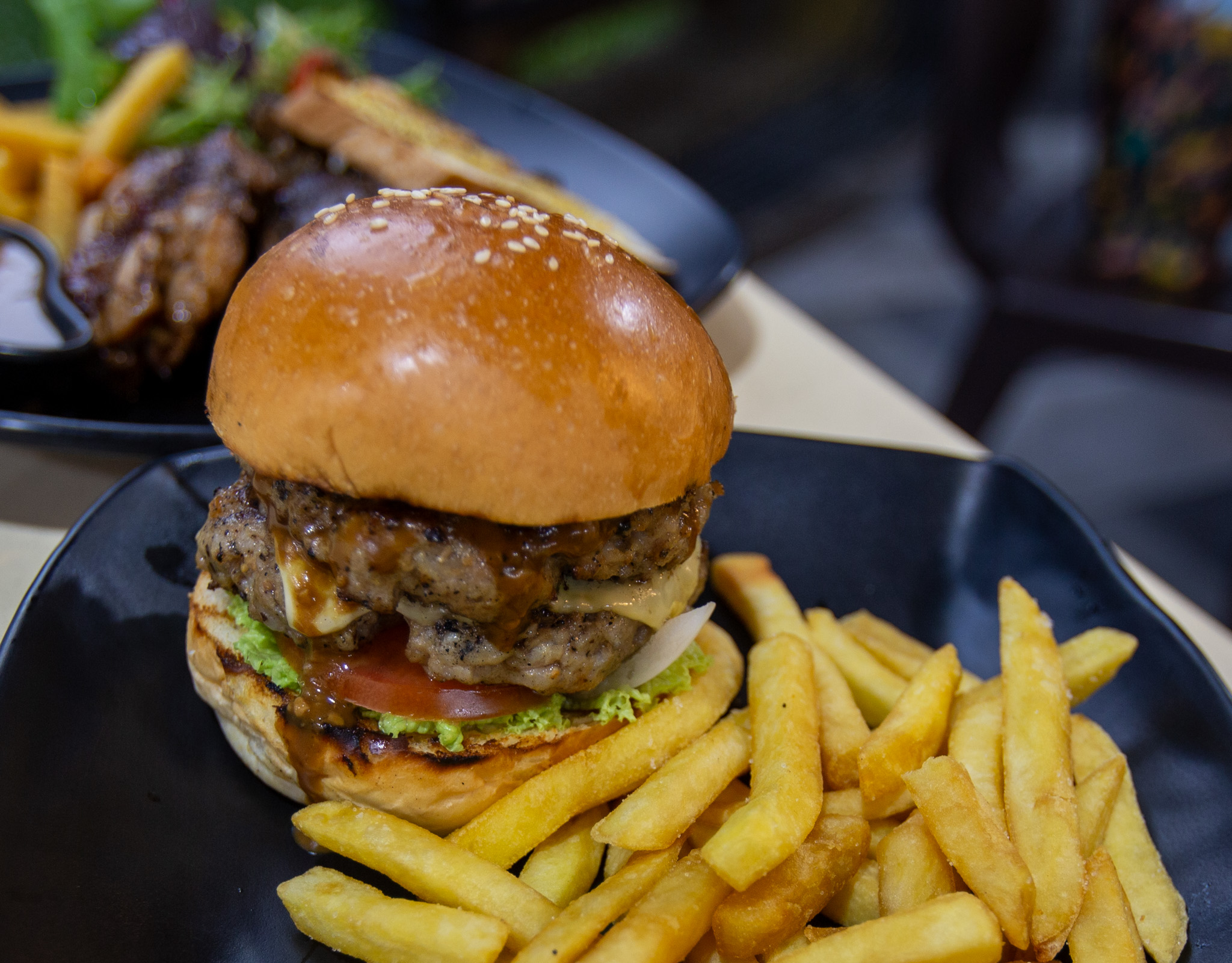 [CLOSED] Bros Gourmet: $9 for a handcrafted gourmet burger at a kopitiam