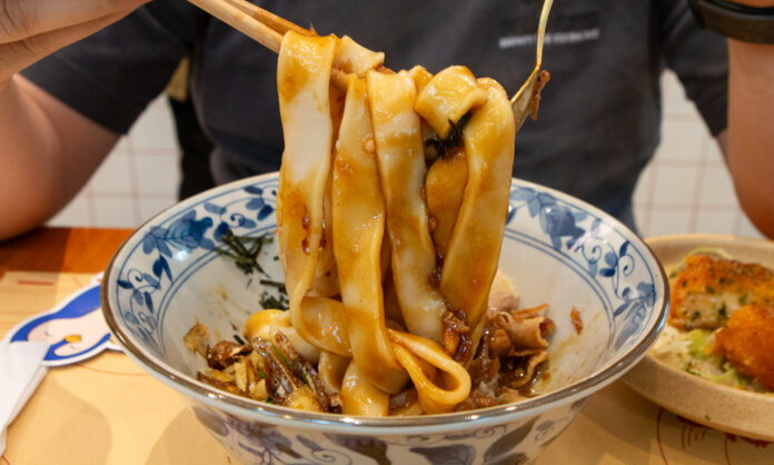 Umai Artisanal Udon Bar: Viral Tokyo flat udon & 20+ other udon dishes ...