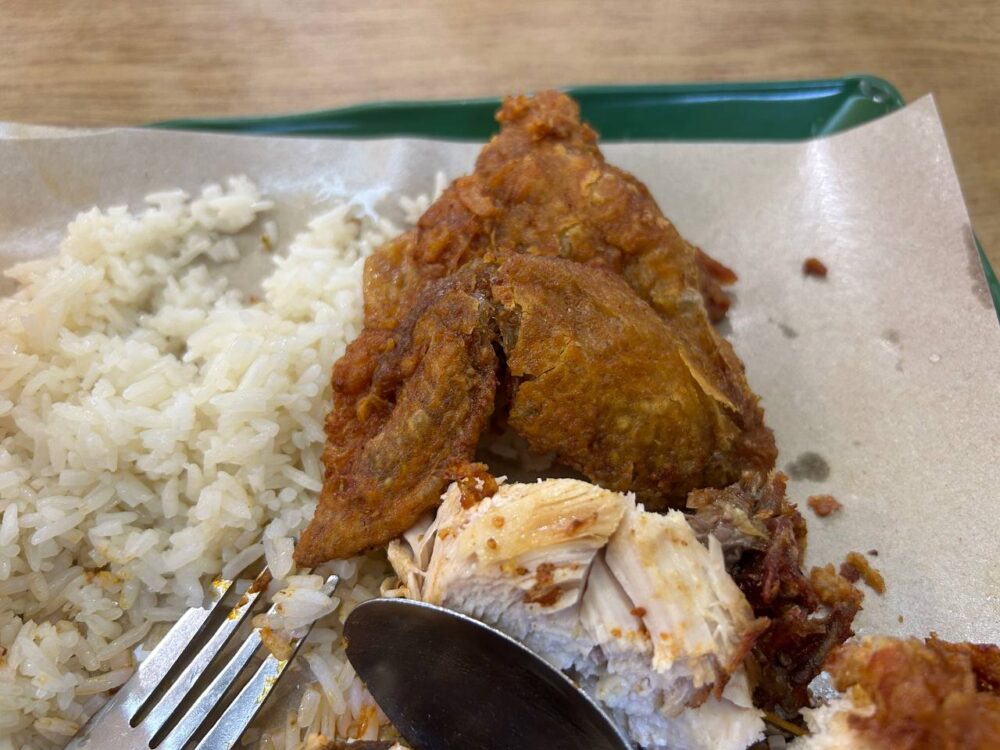 Mr Grumpy Nasi Ayam: "Rudest" nasi ayam goreng seller's new Holland ...