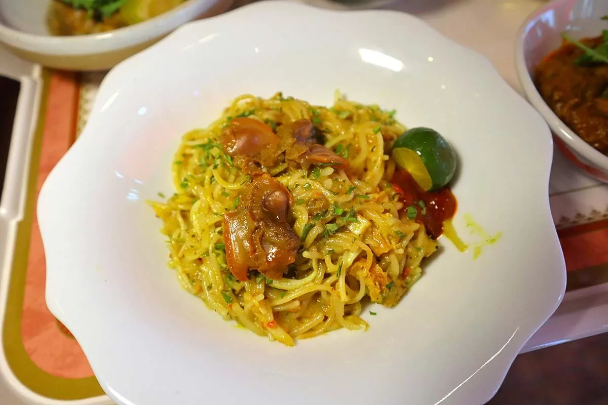 Choon Hoy Parlour: Vintage-themed eatery with value set lunches serving ...