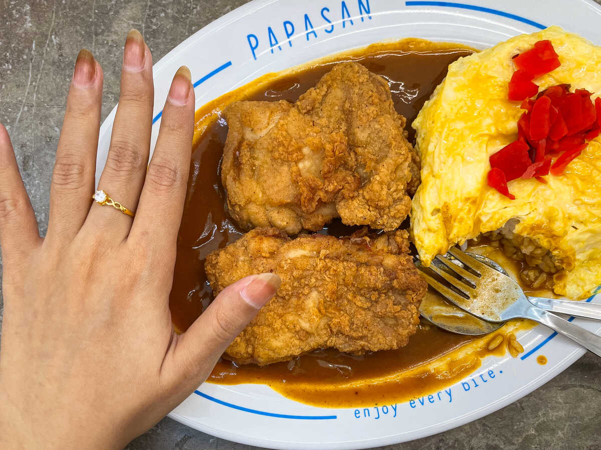 Papasan Canteen: Comfy Japanese spot dishes huge karaage omurice ...