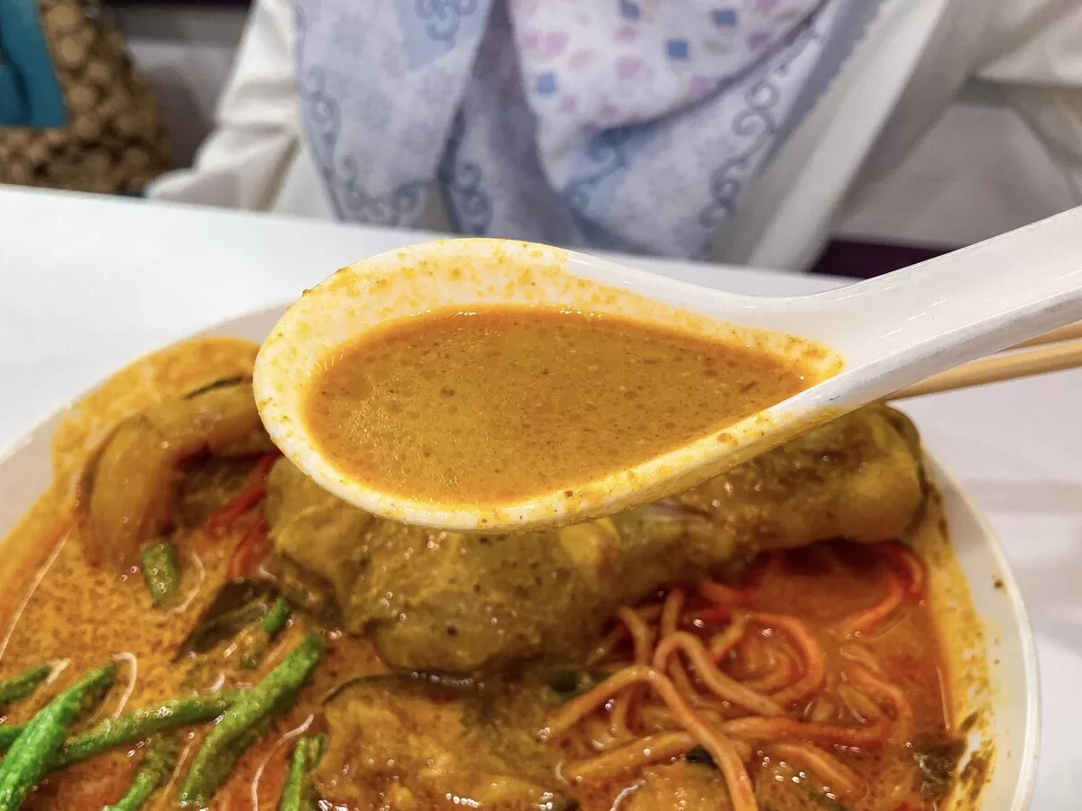 We tried KL’s best-rated curry mee - SETHLUI.com