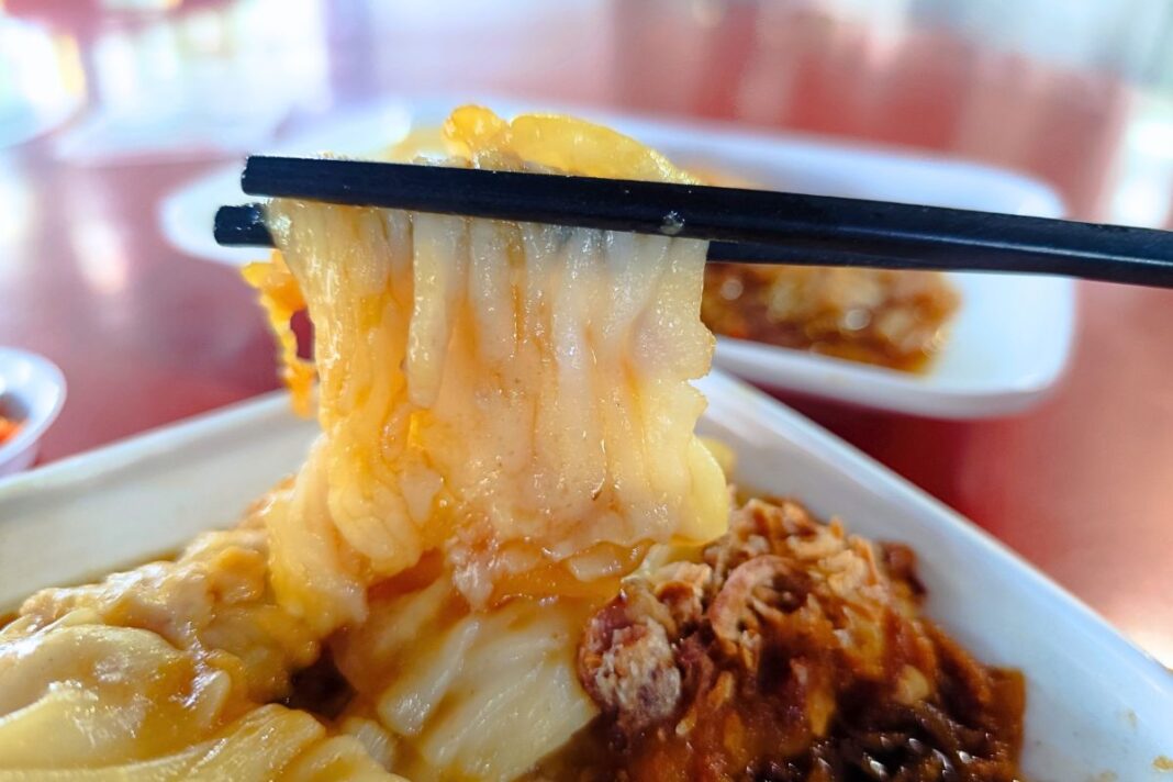 CCK Chee Cheong Fun: Wrinkled steamed rice rolls at 4am with bouncy ...