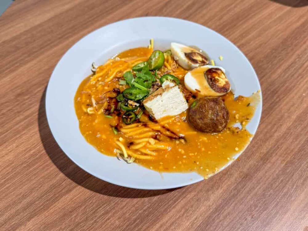 11 best stalls at Seah Im Food Centre that give Harbourfront more flavour