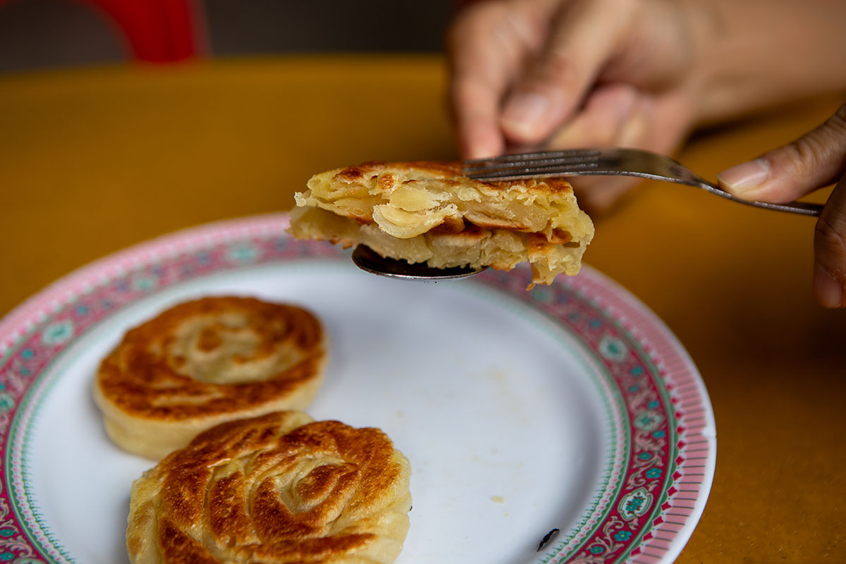 Ga-Hock Roti Prata: Fresh, doughy prata with old-school charm & a side ...